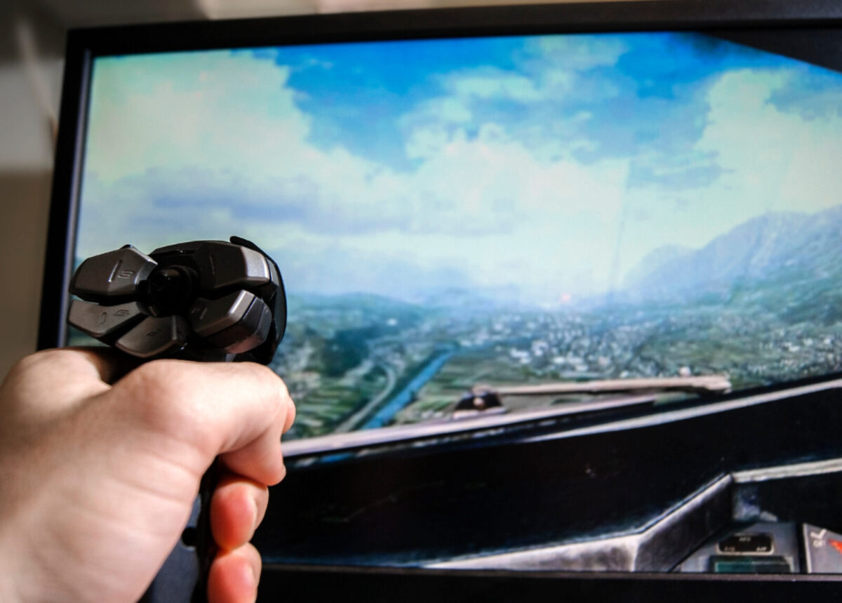 The 5 Best Flight Simulator Joysticks to Buy in 2025