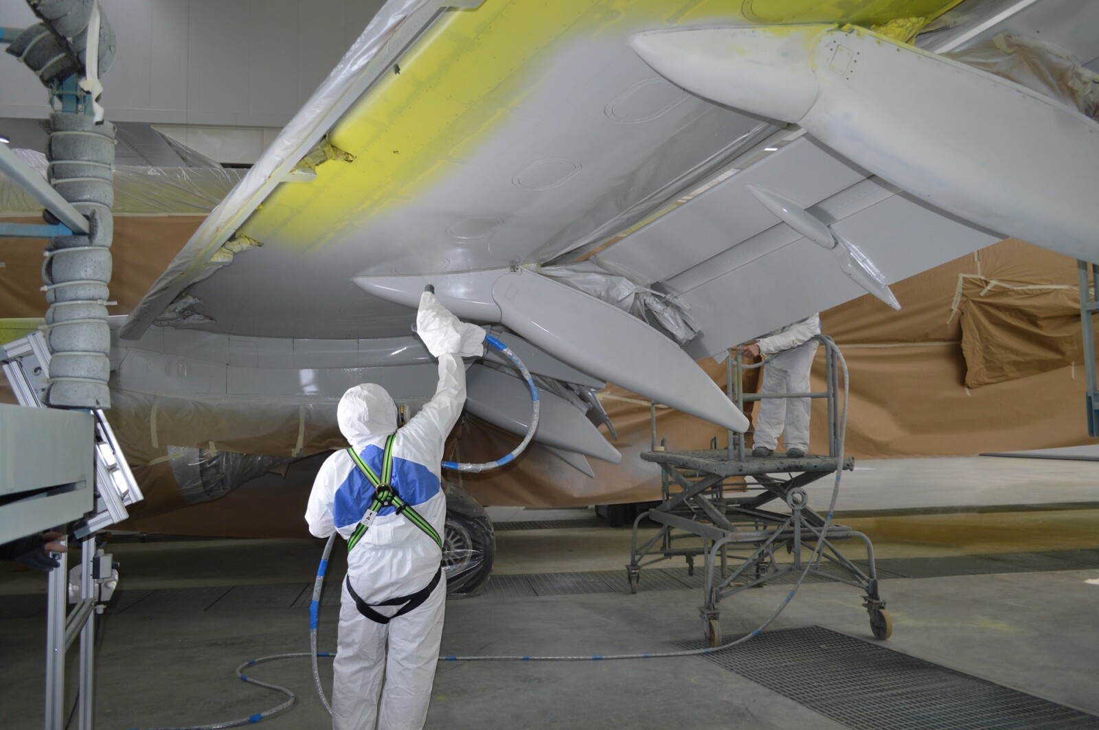 Is Airplane Paint the Same as Car Paint? Exploring the Differences